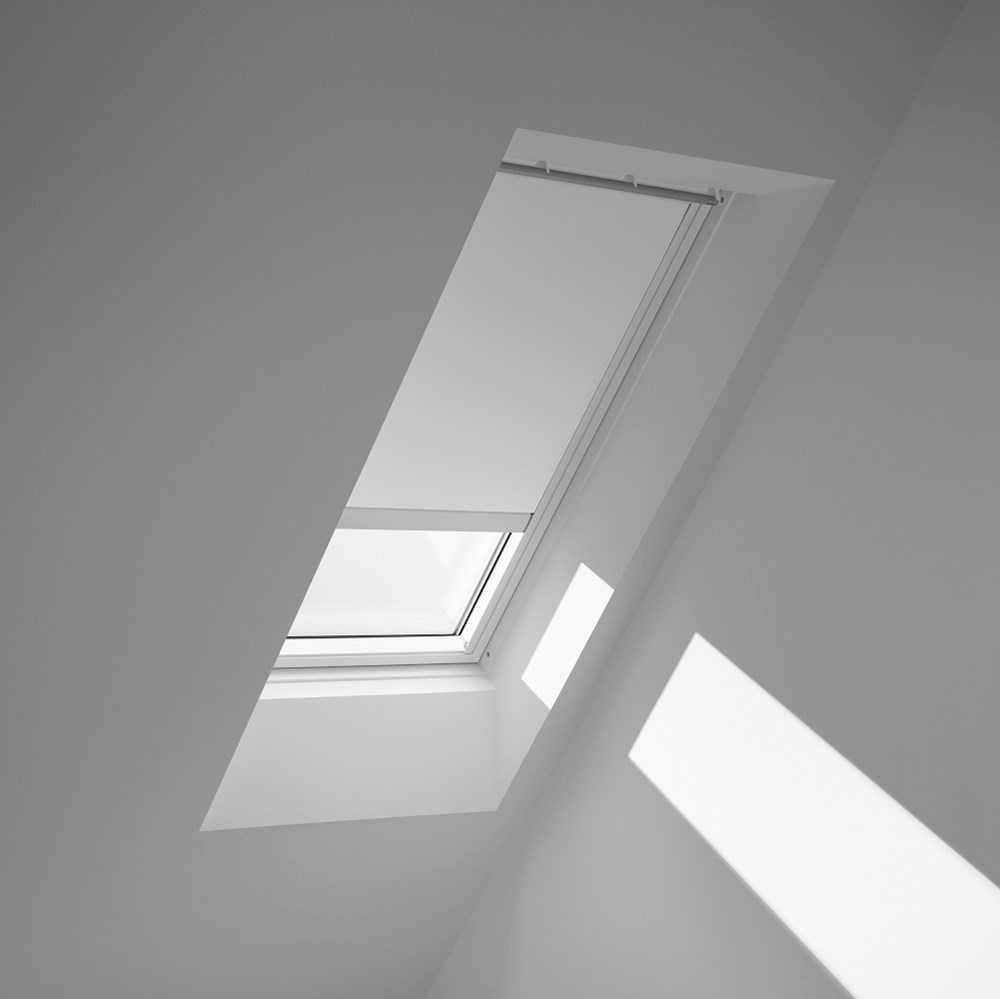 VELUX® Remote Solar Blackout (DSL) Blind | 1025 - White